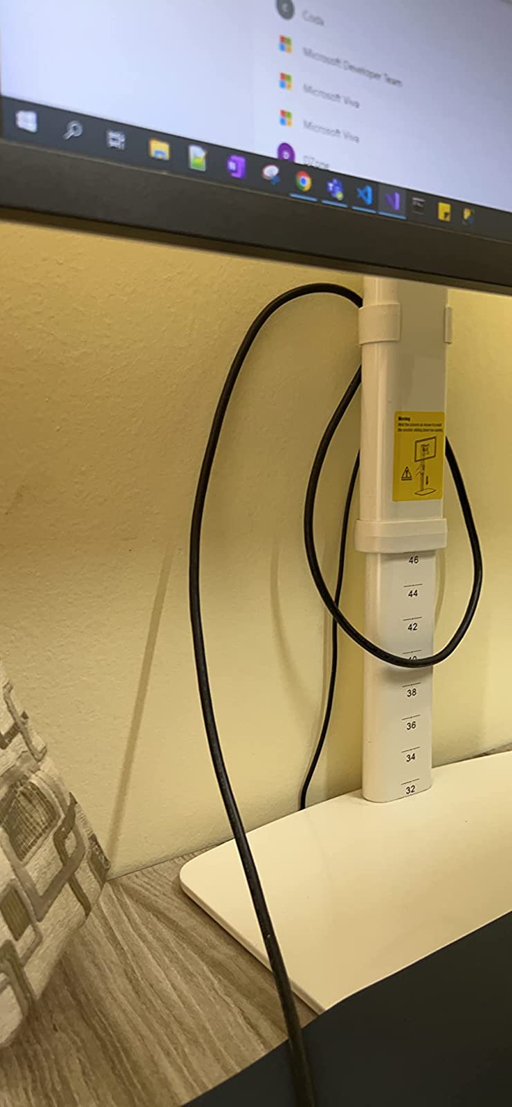 Single Screen Vertical Monitor Stand - Jin Office Solutions